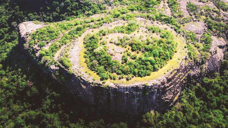 Danigala: The Sri Lanka’s “Alien Mountain” - Ancient Aliens