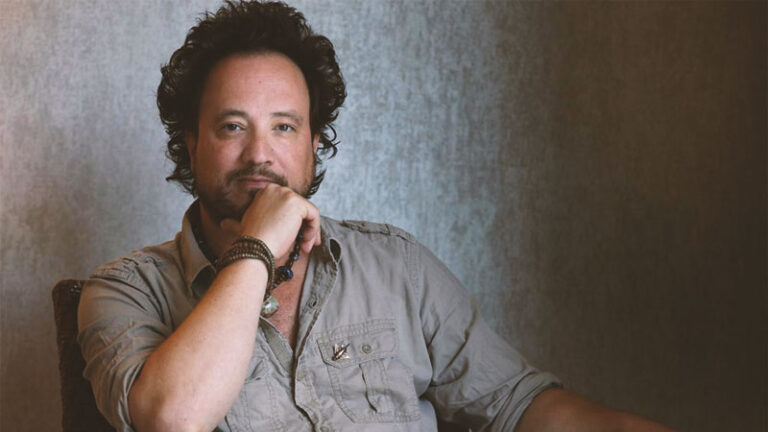 Interview with Giorgio Tsoukalos, the “Aliens Guy” - Ancient Aliens